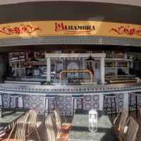 Bar restaurante La Alhambra: Discover Delicious Dining in Segovia